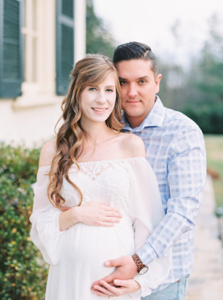 Virginia Family Photographer | Rust Manor House Maternity Session